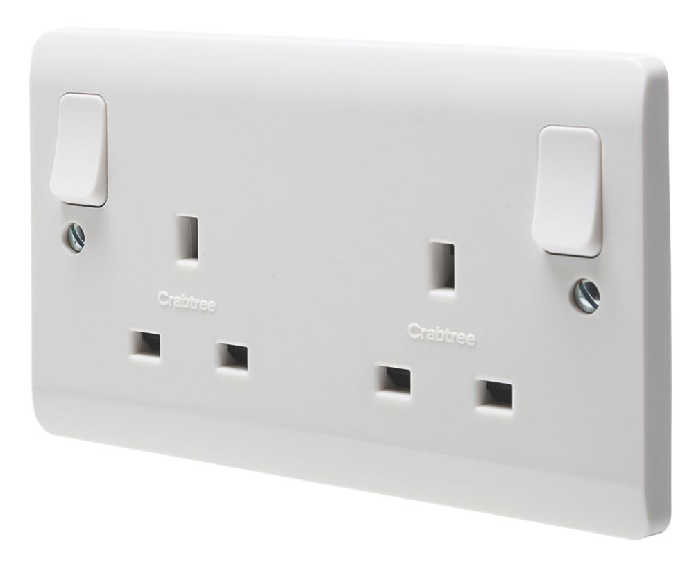 Crabtree Instinct 13A 2-Gang DP Switched Socket White