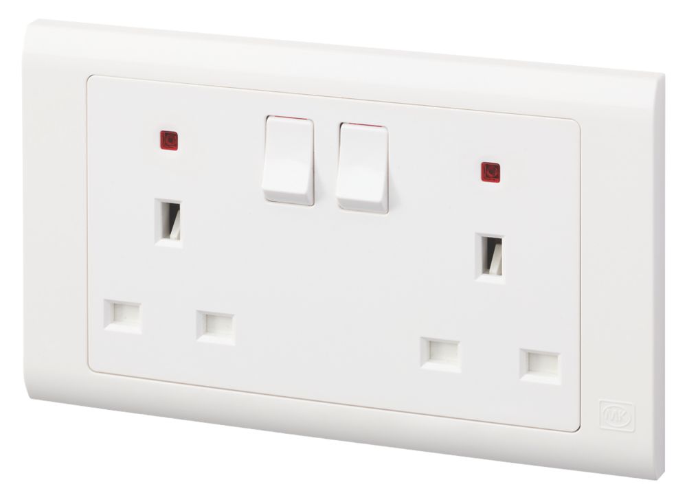 MK Essentials 13A 1-Gang SP Switched Socket White with Neon with White ...